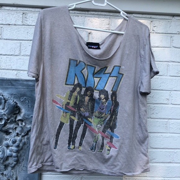 Junk Food Clothing | Tops | Junk Food Kiss Band T Shirt | Poshmark